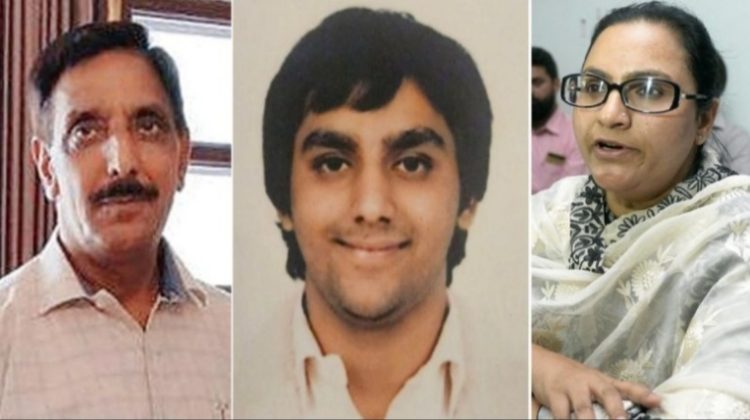 Case registered against former Punjab DGP Mohammad Mustafa and wife ...