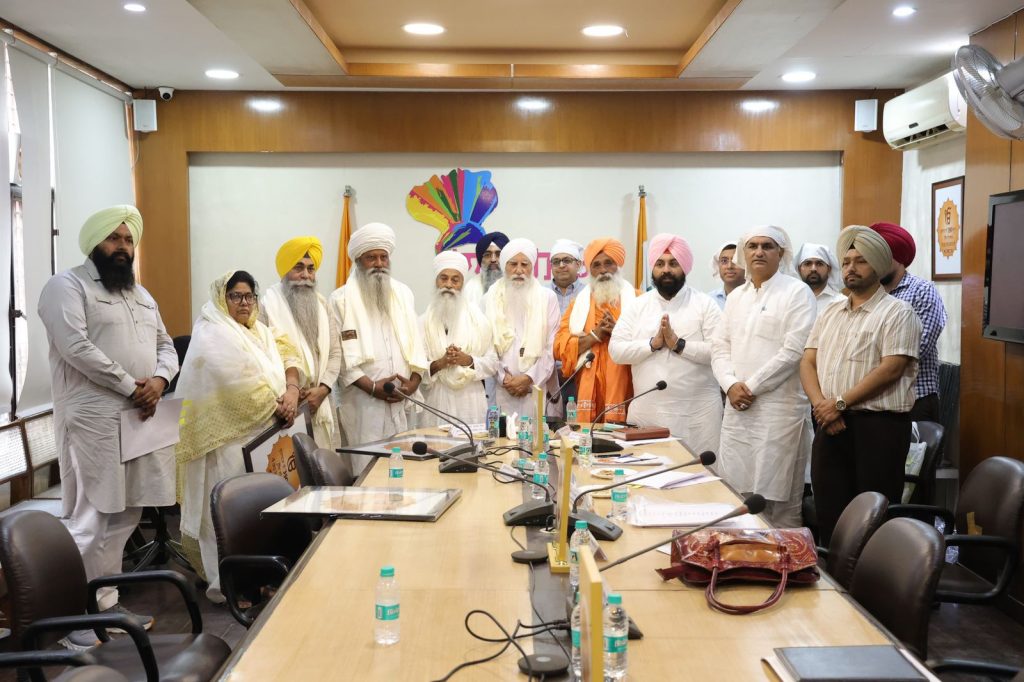 PUNJAB GOVT TO OBSERVE 350th MARTYRDOM DAY OF SRI GURU TEGH BAHADUR JI WITH GRANDEUR: HARJOT ...